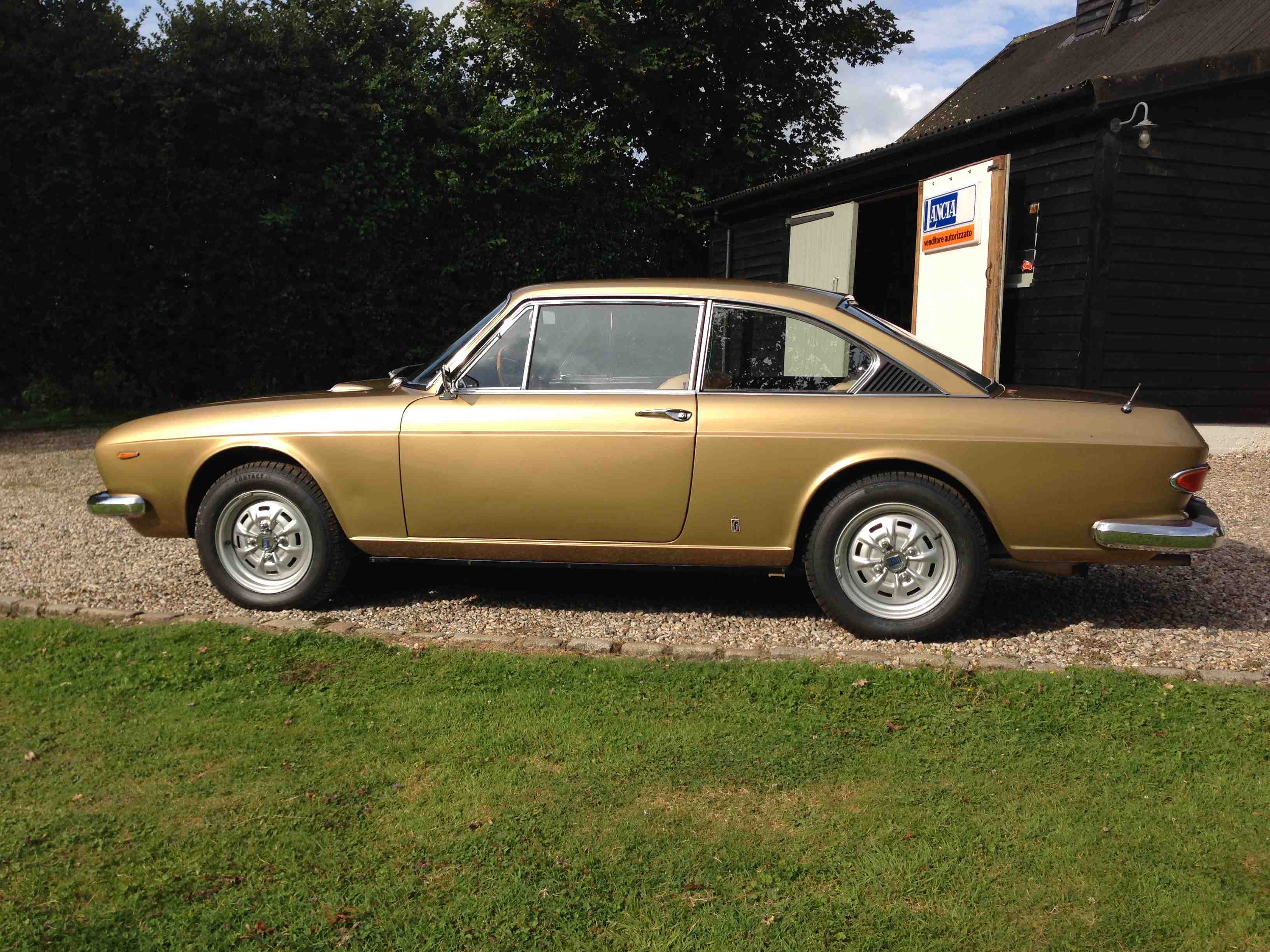 MR SPEEDLUX – ITALIAN CLASSIC CARS – BUYING & SELLING WORLDWIDE